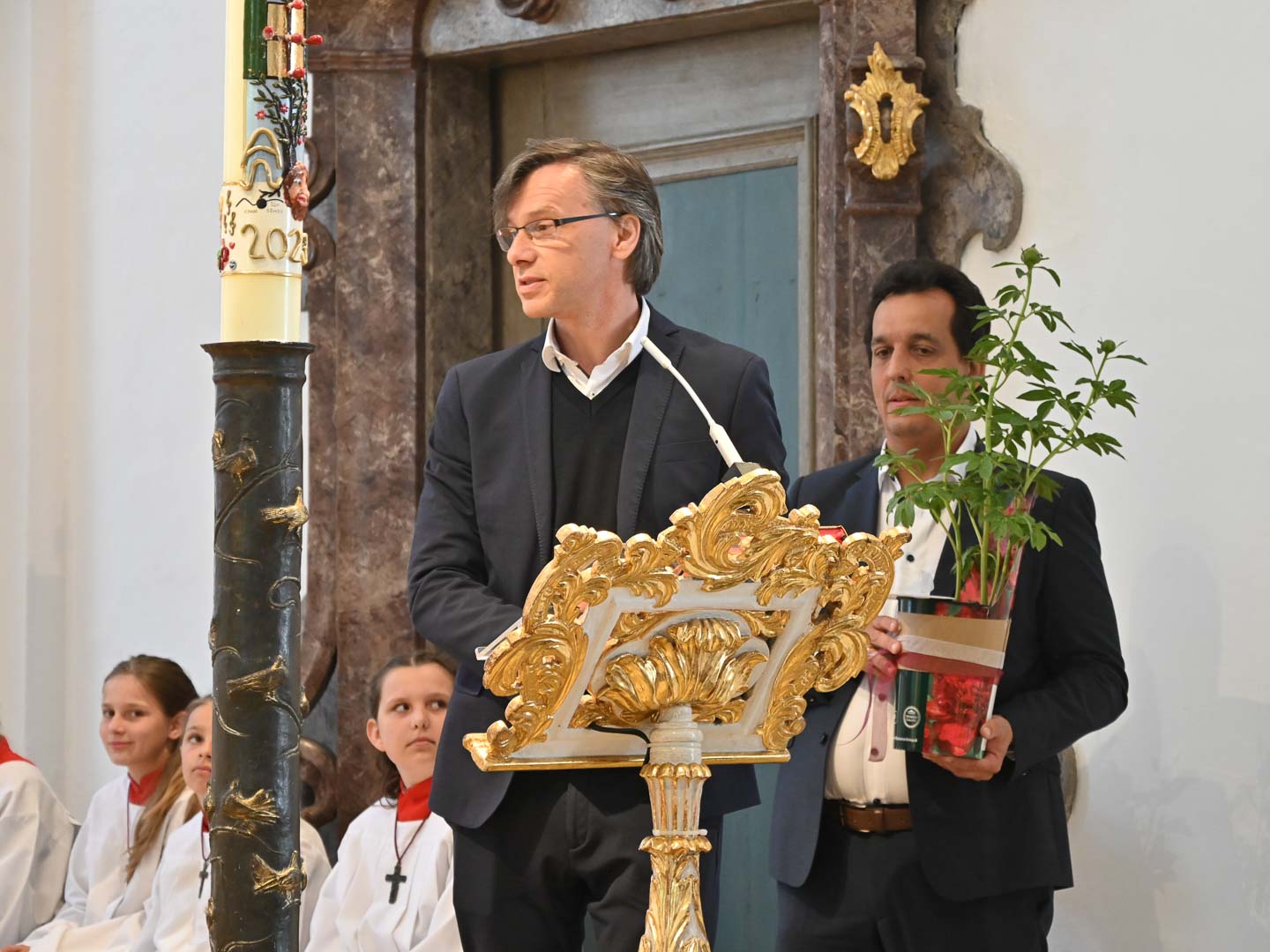 Das Priesterjubiläum von Pfarrer Wengert - Pfarreiengemeinschaft ...