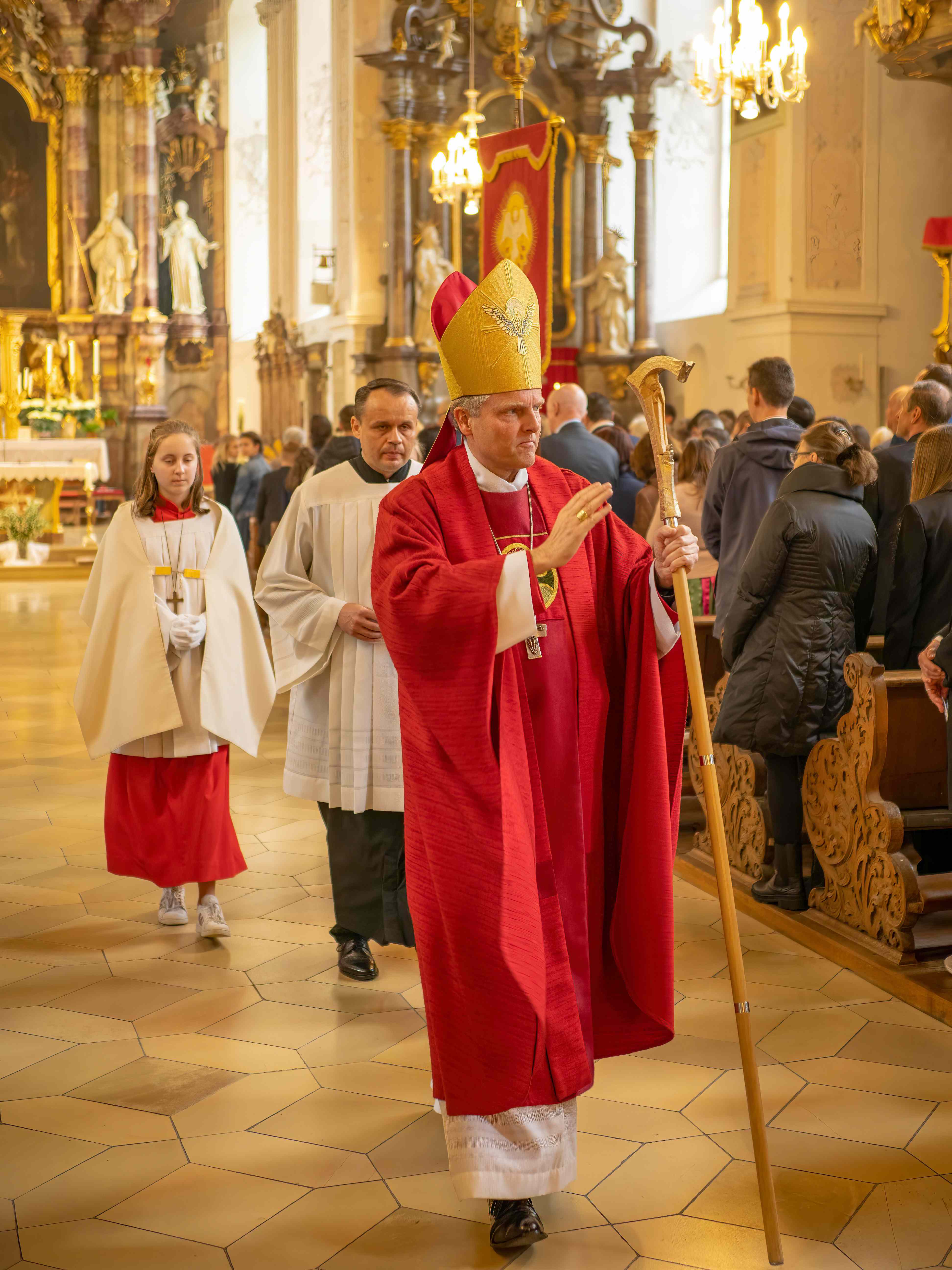 Firmung 2023 - Pfarreiengemeinschaft Neuburg - Kirche St. Peter und ...